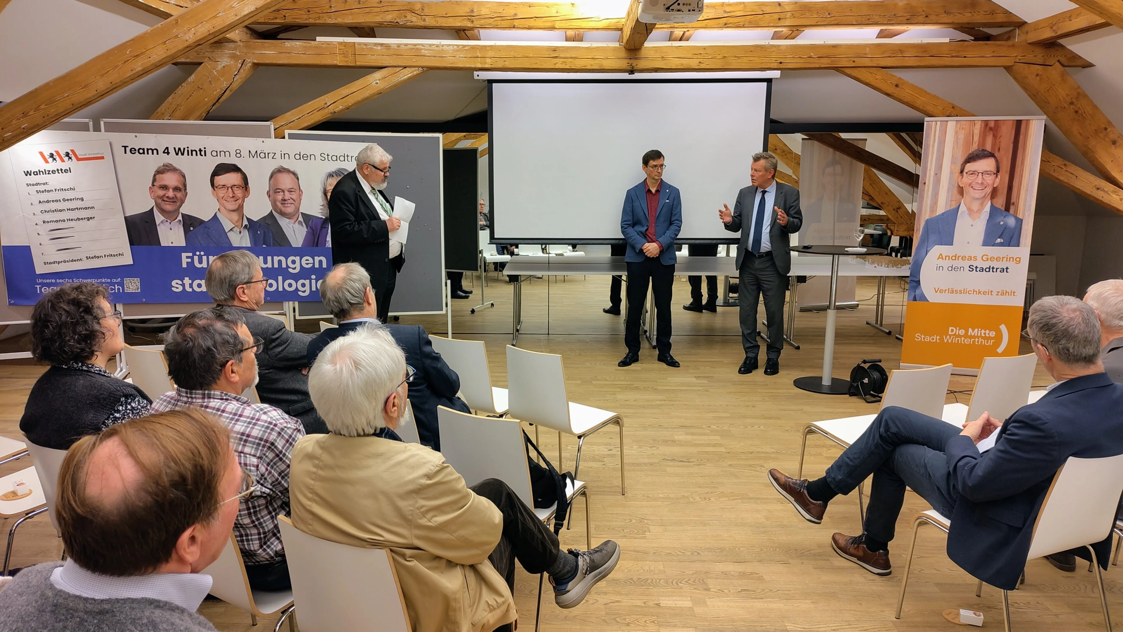 Die Mitte diskutiert Gewaltextremismus in Städten